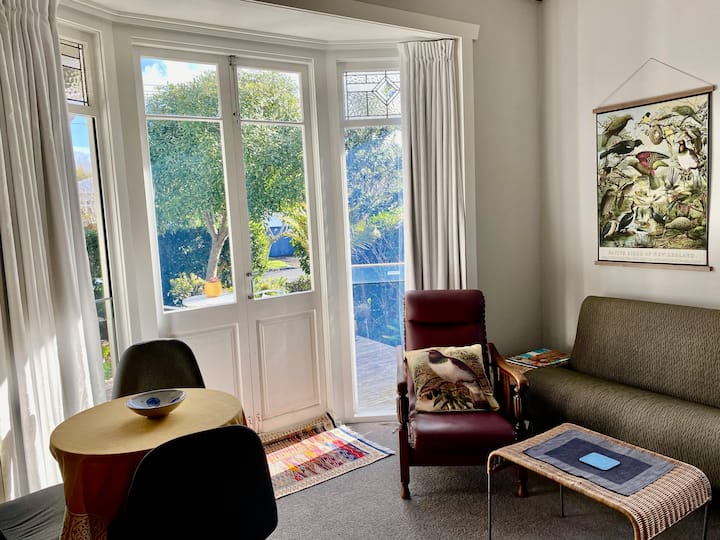 Guest Wing In Peaceful Mt Albert Avenue - Auckland