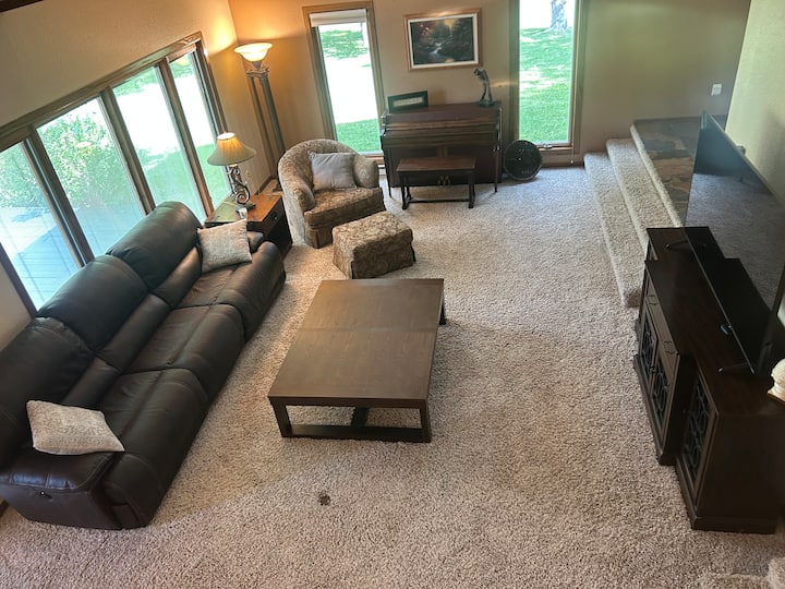Country Living At It's Best! - Lake Oahe