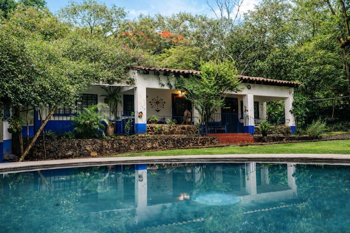 Casa Cascada, Refugio Natural Privado En Tepoztlán - Tepoztlán