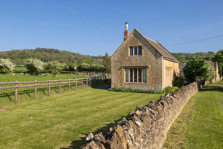 Barndown, In The Cotswolds - Broadway