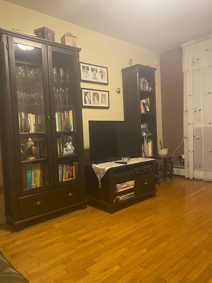 Cute And Super Central! - New Brighton - Staten Island NY