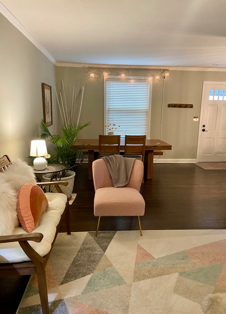 Music City’s Suite Retreat Please Read Everything - Nashville, TN