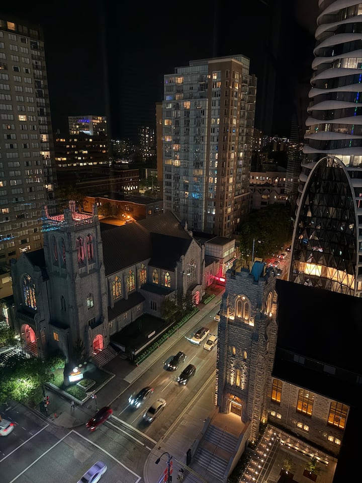 Skyview Oasis - 2 Bedrooms 2 Bathrooms + Sofa Bed - Vancouver