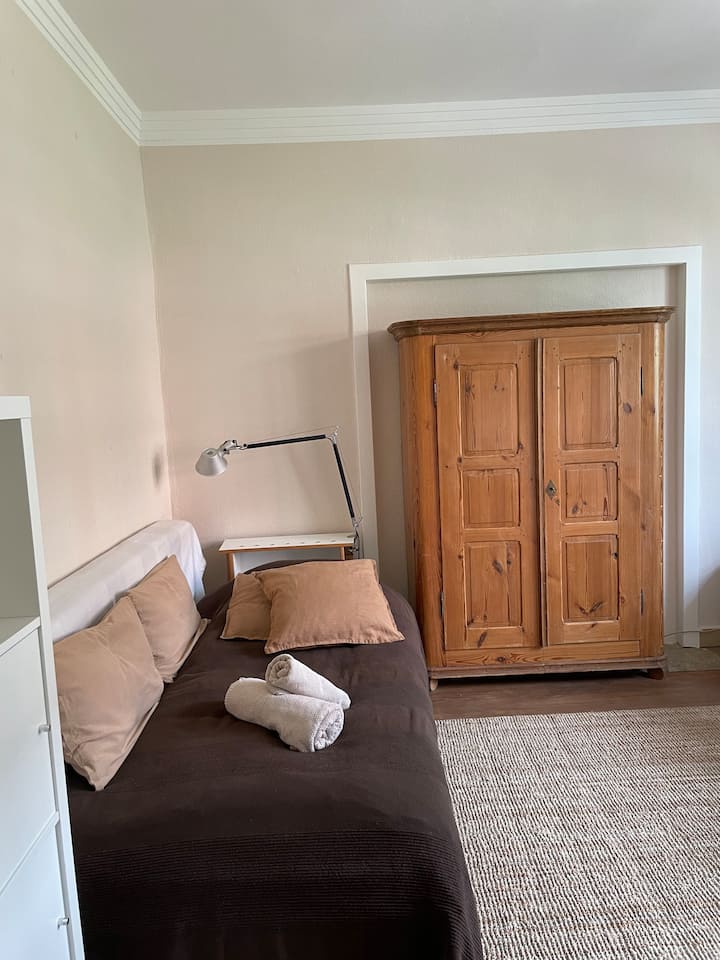 Cozy And Private Apartment - Düsseldorf