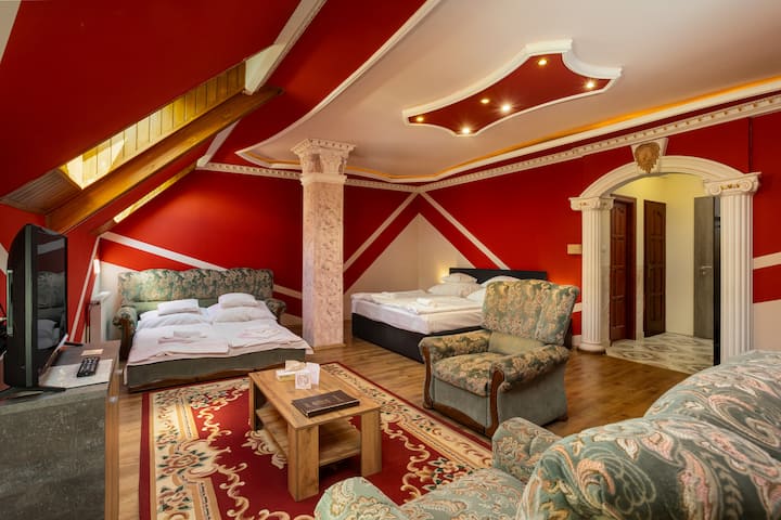 Exclusive Flat/center 10min/up To 4 People/pool - Szeged