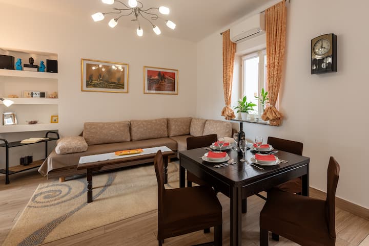 Spacious Apartment With Terrace And Private Garden - Opatija