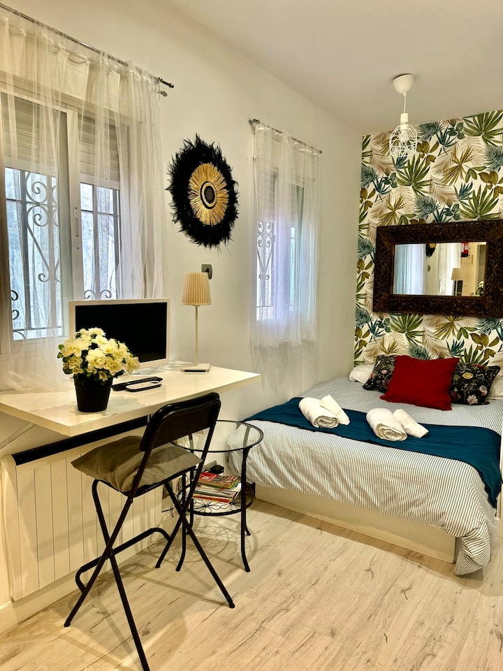 Cozy, Cute, And Intimate Studio In Lavapies - Madrid