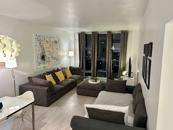 ! Ocean View-no Resort Fee-steps To Beach-str00376 - Aventura, FL