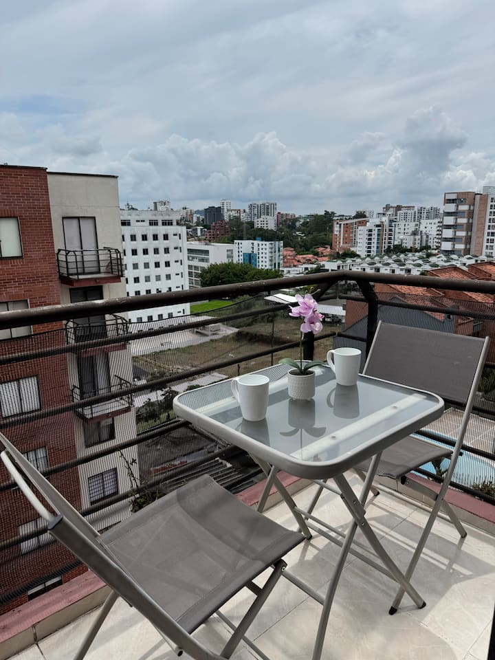 One Bedroom Apartment In The Heart Of The City . - Pereira, Colombia