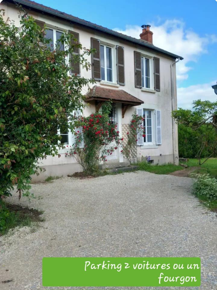 Gite Avec Terrain Privé à Avallon - Avallon