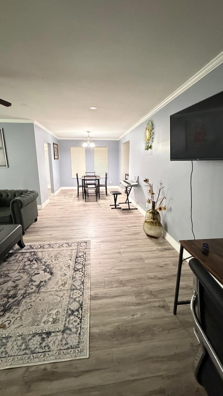 Cozy Luxury House Where Privacy Is The Key - Aldergrove