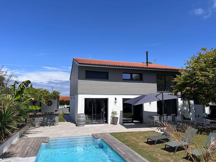 Villa Familiale Avec Piscine - Anglet