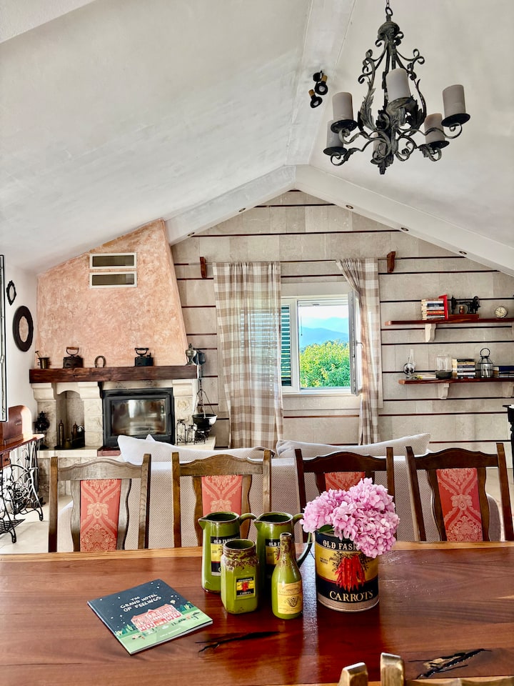 Farmhouse Mocila - Authentic Farm Stay - 科托