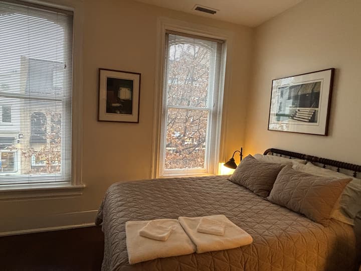 Old Town Antique Filled Gem - Alexandria, VA