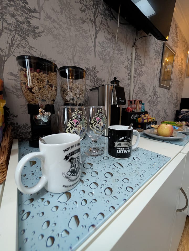Cute, Self-contained Double Near Hp Studios/london - Hemel Hempstead