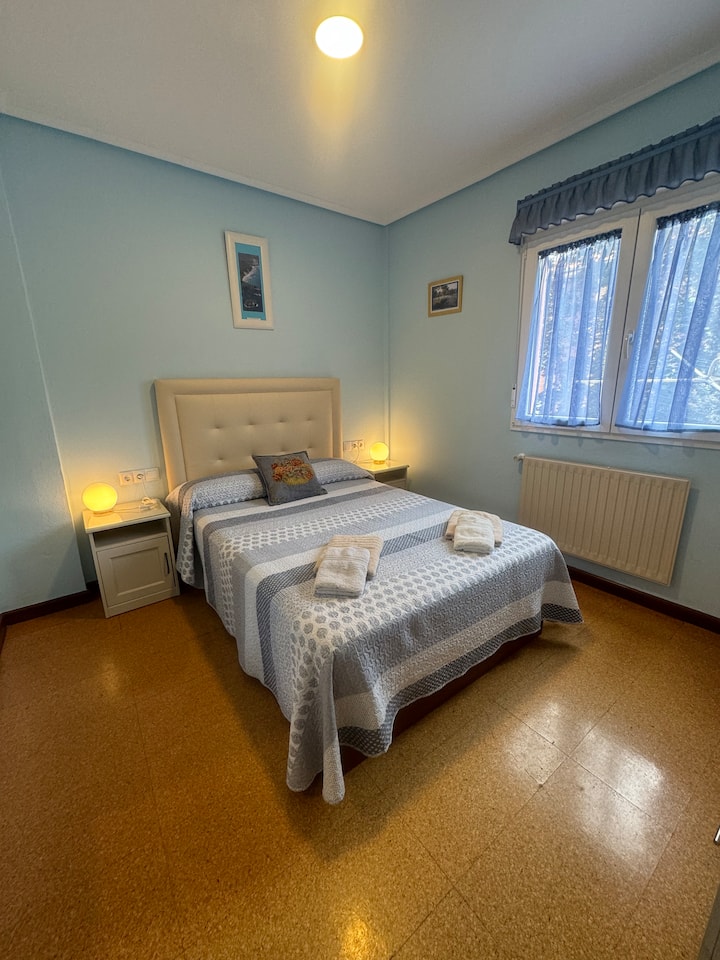 Apartamento Para 4 En Llanes Con Parking Cubierto - Llanes
