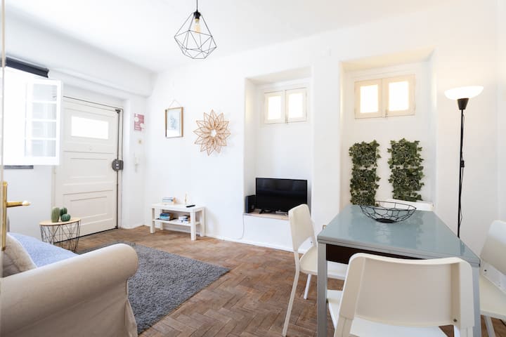Elvira Casa Rústica 75m2 A 300 Metros Da Praia - Estoril