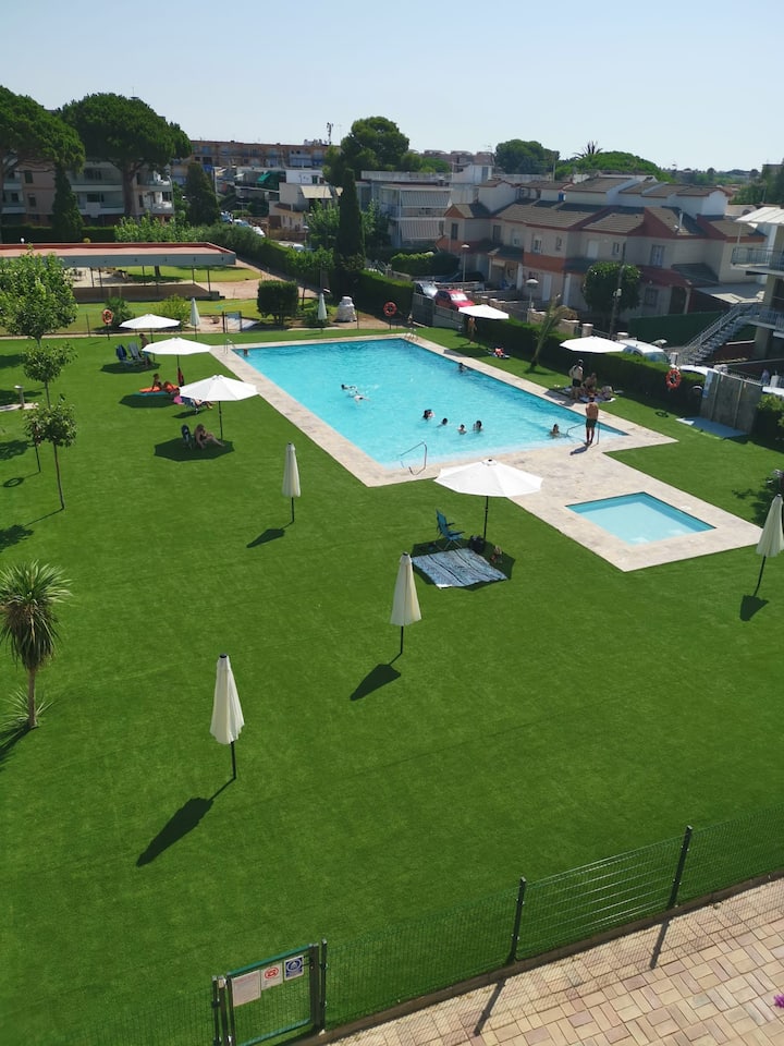 Relax&confort:wi-fi, Jardín,parking, Piscina,playa - Cambrils
