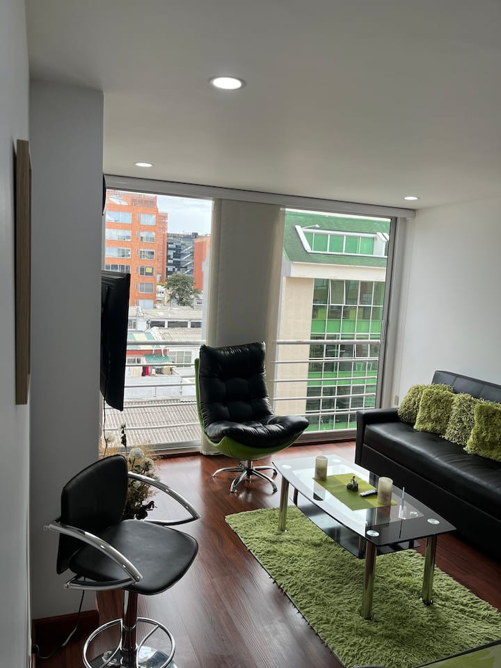 Apto Con Excelente Vista Acogedor Santa Barbara - Bogotá