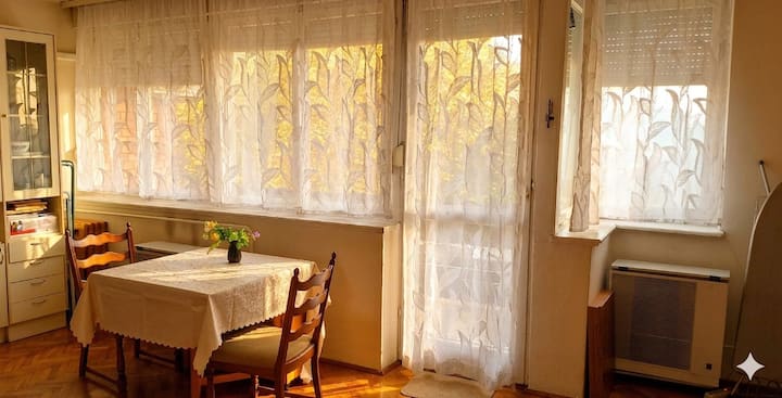 Flat Near The Citadella/gellérthegy Area - Budapest