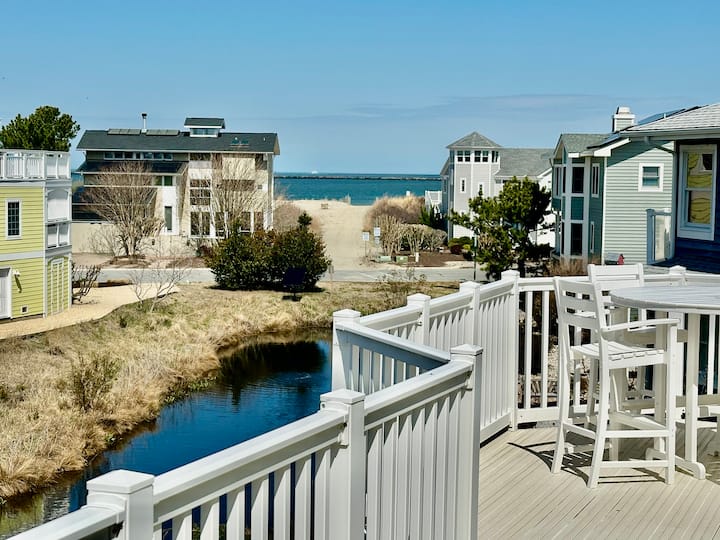 Rare Cape Shores Bay-view Cul-de-sac Retreat - Rehoboth Beach, DE