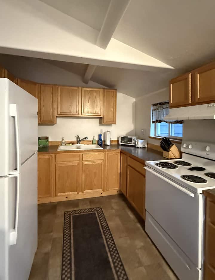 Smith Properties: Mill Bay Hideaway - Kodiak, AK