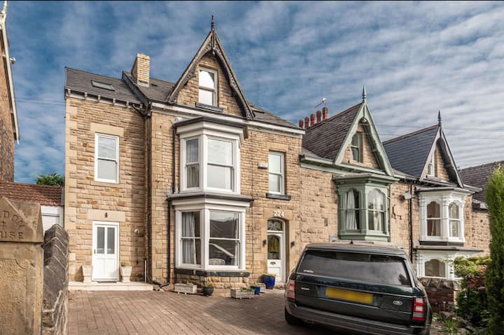 Beautiful Modern Whole 2nd Floor - Sheffield