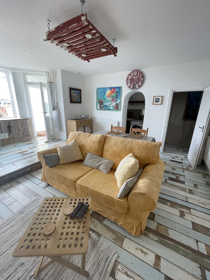 Chapel Bay Lodge - Isle of Man