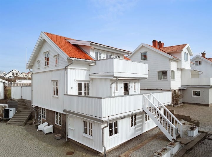 Best Location On The Swedish West Coast - Kungshamn