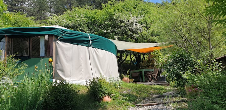 Yourte Dans Un Espace  Nature à 7kms De Die - Die