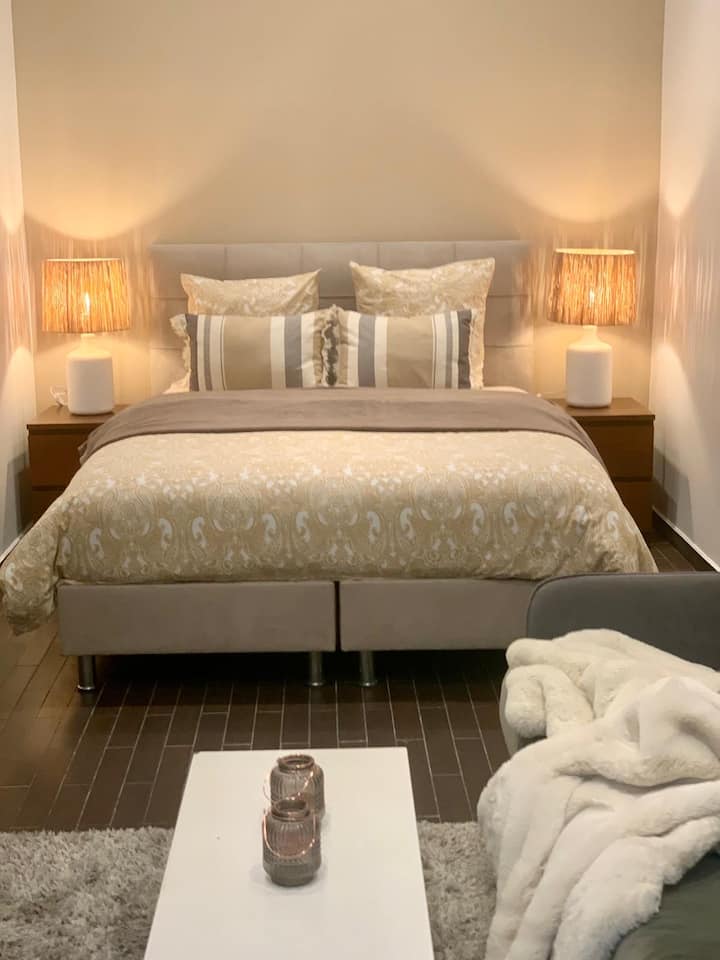 Studio Sur Cour Plein Centre , Montmartre,opera - Paris