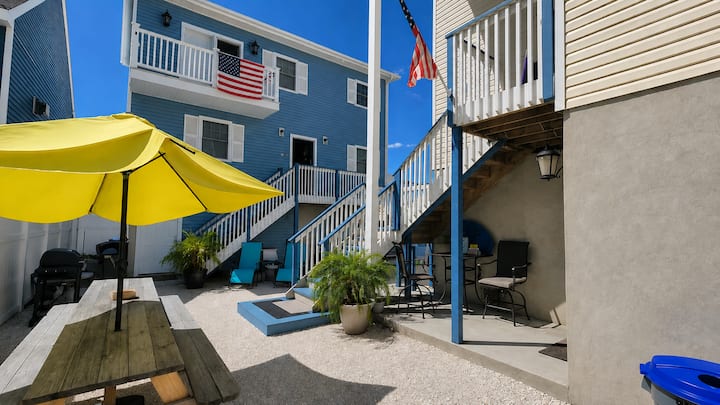 Large Families | Reverse Living | Parking | Badges - Seaside Heights, NJ