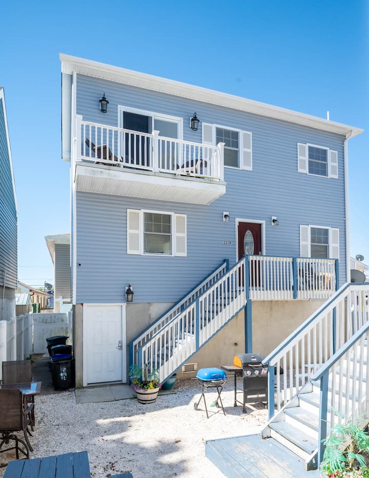 Reverse Living | Parking | 2.5 Blocks To Beach - Seaside Heights, NJ