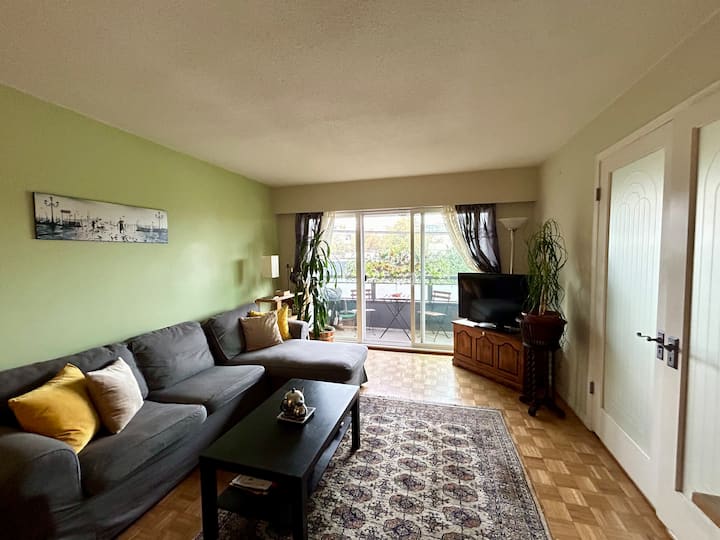 One Bedroom Apartment In Kitsilano - Vancouver