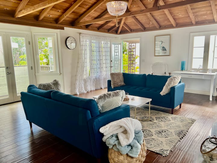 Laguna Beach Escape / Walk To Beach - Laguna Beach, CA