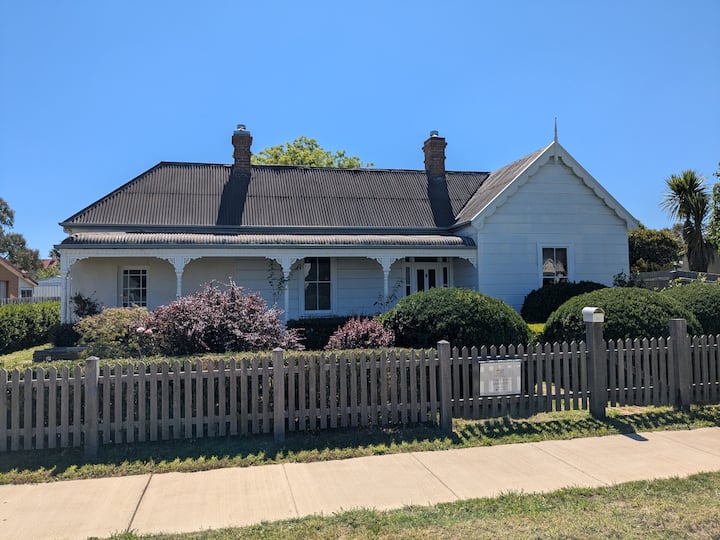 Braidwood Garden Cottage 1890 - Braidwood