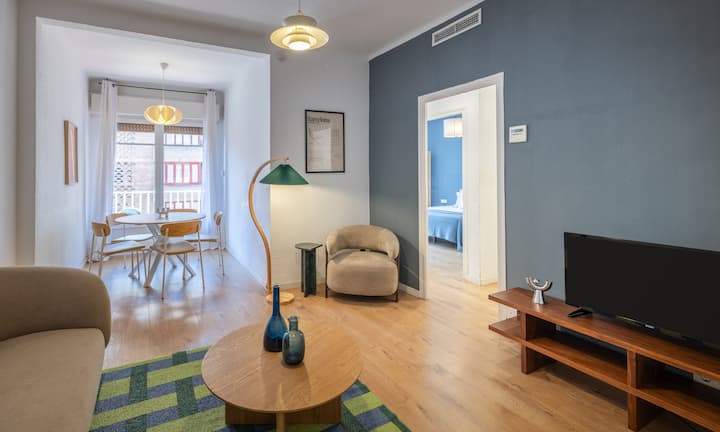 L’eixample | Private Balcony | Home Office | Wifi - Barcelona