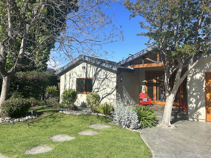 Private Entrance/attached Suite (Single Guest) - Los Angeles, CA