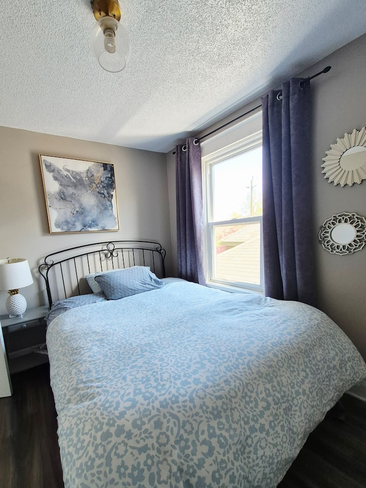 London's Cove, Downtown, Uow, Hospitals - London, ON, Canada