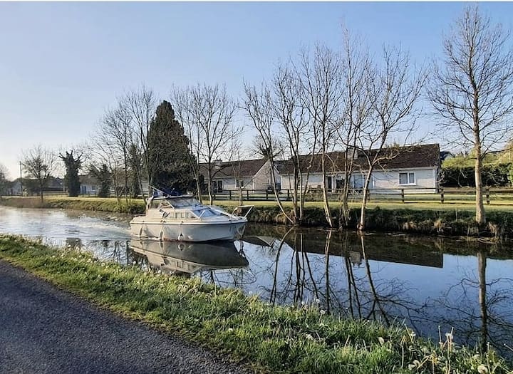 Canalside Cottage In Robertstown - Kilcock