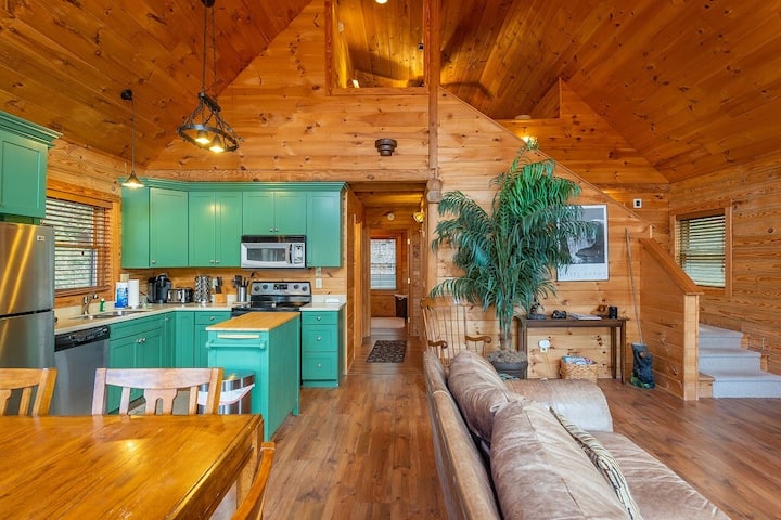 Fireside Cabin - Lake Lure, NC