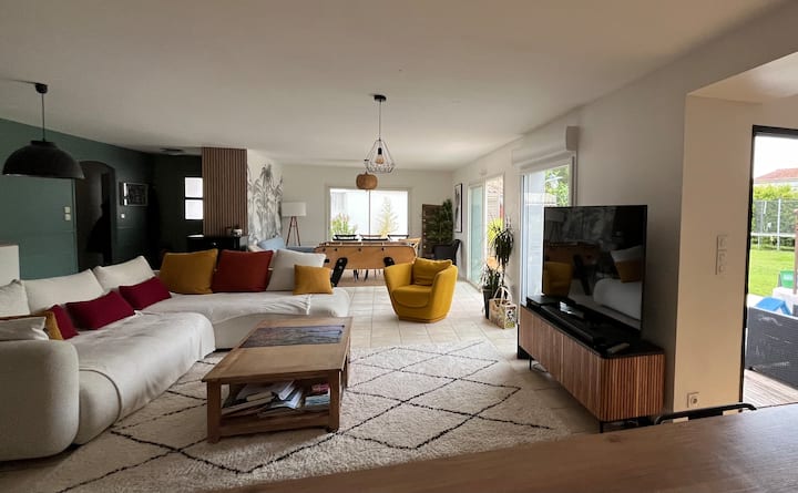 Maison 130 M², Jardin 700m², 1 Km Centre Ville - Rochefort, France