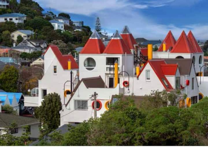 Stay In A Wellington Modernist Landmark - Wellington