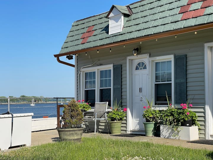 Great 1bd Waterfront City Island Ny - The Bronx, NY