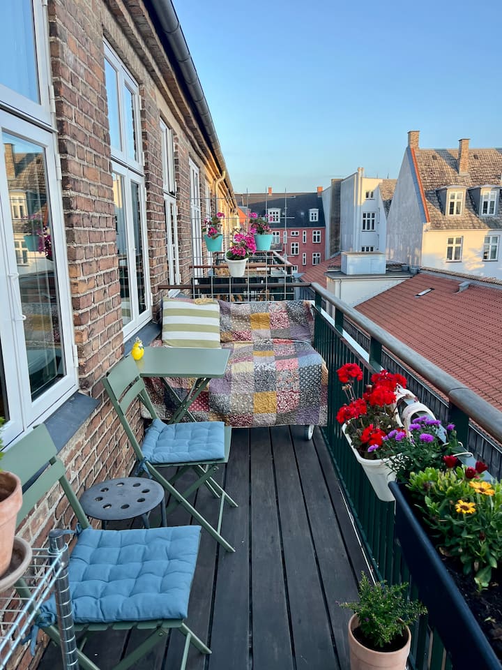 Vesterbro With Sunny Balcony - コペンハーゲン