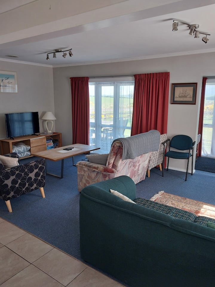 Tāwhiri Cottage, Waiouru - Waiouru