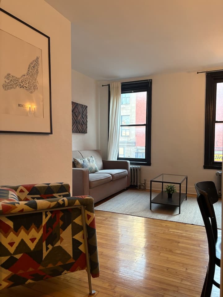 Charm Of The Plateau ❤️ Best Location•deck•ac•cozy! - Montreal