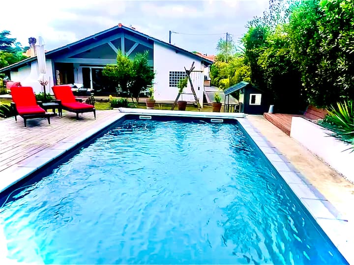 Last Minute Offer Villa Swimming Pool, Petanque, Near Biarritz And Beaches - Anglet