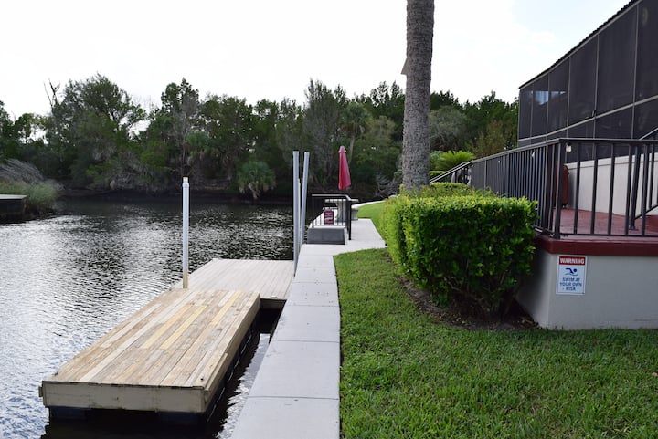 Manatee Point House - Crystal River