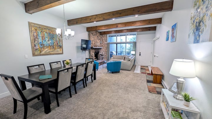 Amplio Condominio Con Wifi Gratis, Estacionamiento, Piscina Climatizada, Bañeras De Hidromasaje, Servicio De Traslado Para Esquiadores - Avon, CO